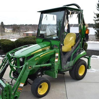John Deere 2025R Base Cab (2018+) | CurtisCabDirect.com